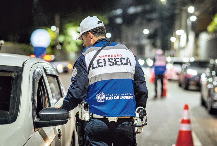 Lei Seca faz 18 anos e passa a contar com drogômetros na fiscalização ...